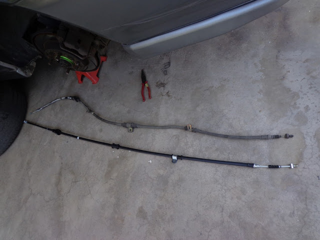 tacra's diy garage: Hand Brake Cable Replacement