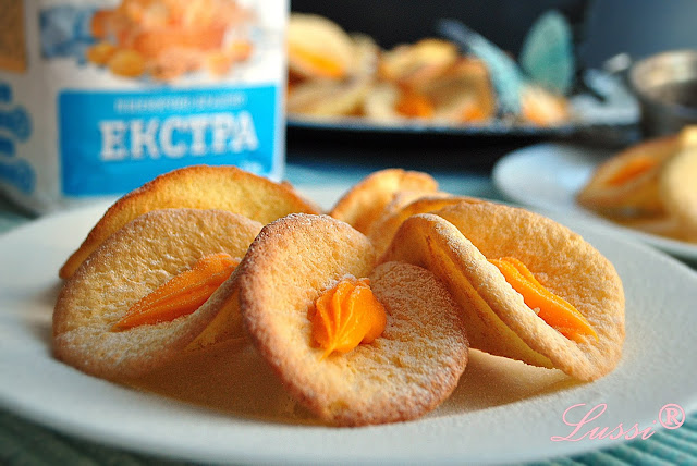 Lussi`s World of Artcraft: Сладки „Калии” / Calla Lily Cookies