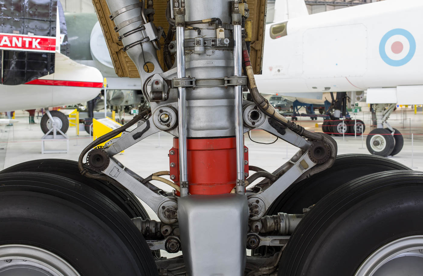 Phil's Windblog: Landing Gear (Train d'Aterrissage)