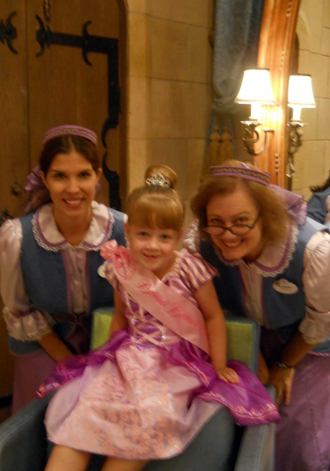 Ginnie's Gems: BIPPITY BOPPITY BOUTIQUE - DISNEY WORLD 2011