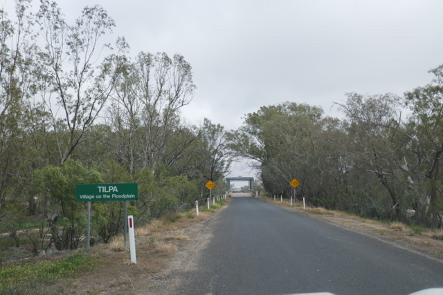 Travelling with MM: Australia Outback NSW Tilpa