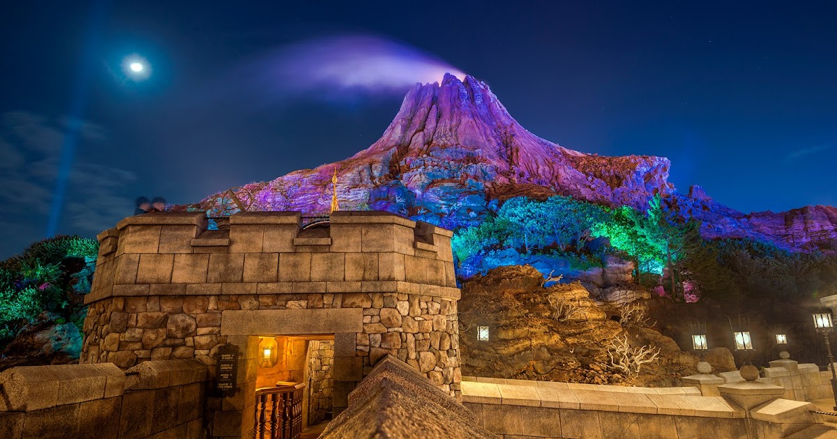 The Mountain Over the Fortress