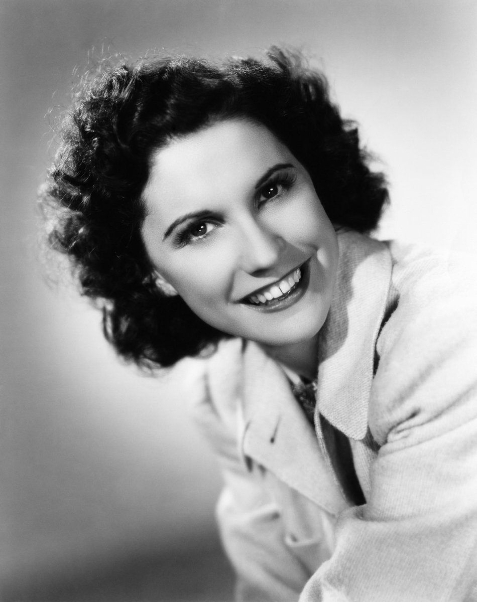 A TRIP DOWN MEMORY LANE: BORN ON THIS DAY: MAXENE ANDREWS