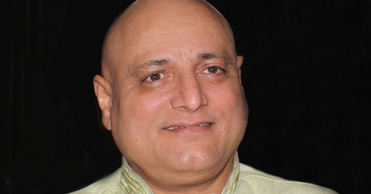 मनोज जोशी की जीवनी, तथ्य और जीवन की कहानी | Manoj Joshi Biography ...