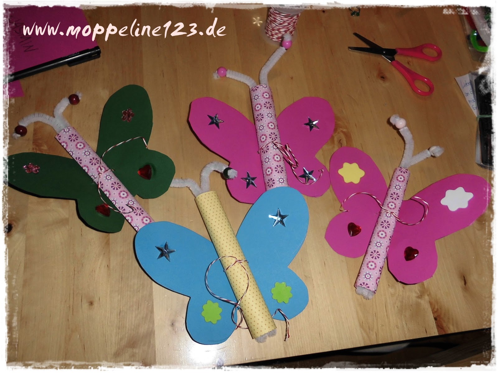 moppeline123: Schnapp-Wort #34 - Einladungen zum Schmetterlingsgeburtstag!