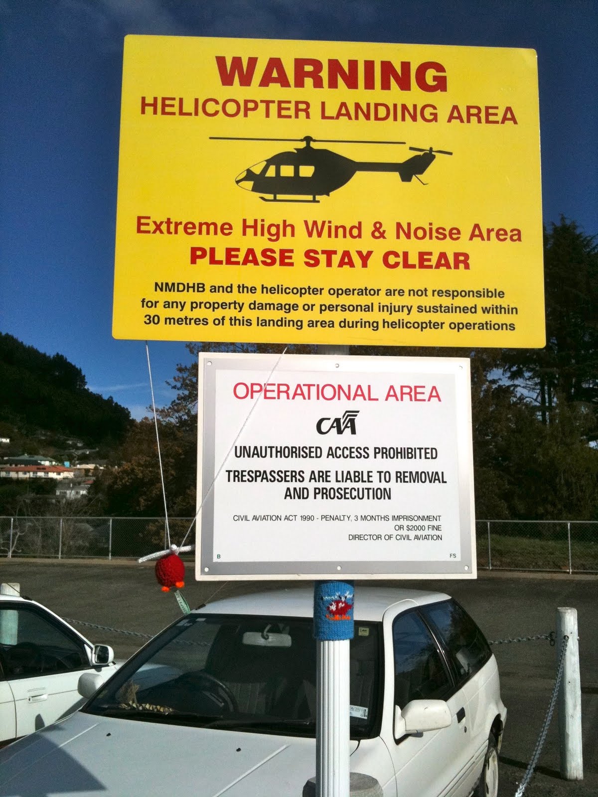 YARNIFICATIONZ: Hospital Helipad Yarnification