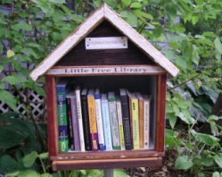 CynthiaParkhill: ‘Little Free Libraries’ in Ashland, Oregon