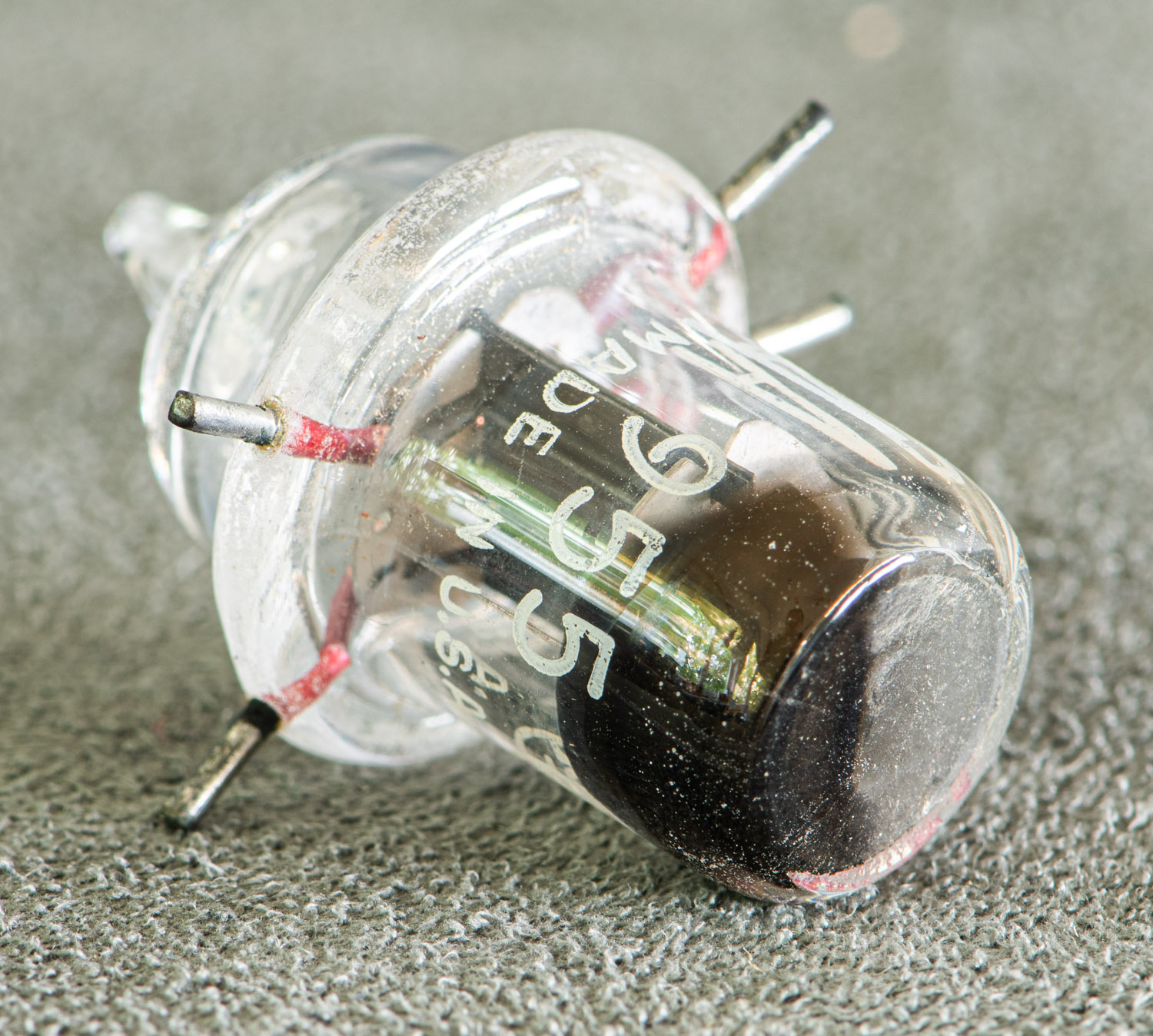 VinylSavor: Tube of the Month : The 955