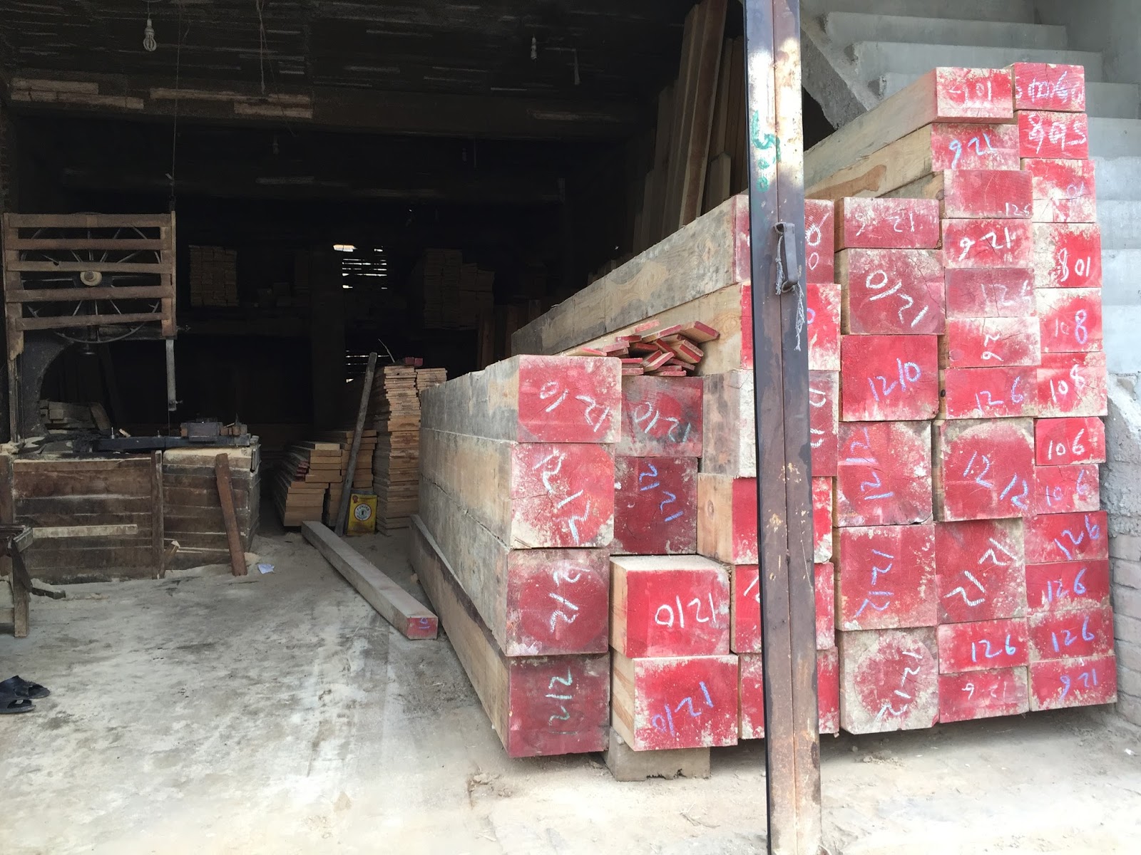 Ittihad Timber Lahore Pakistan: Types of wood with prices in Pak Rupees