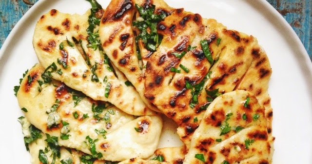Easy Flatbreads par Jamie (Garlic Flatbreads)