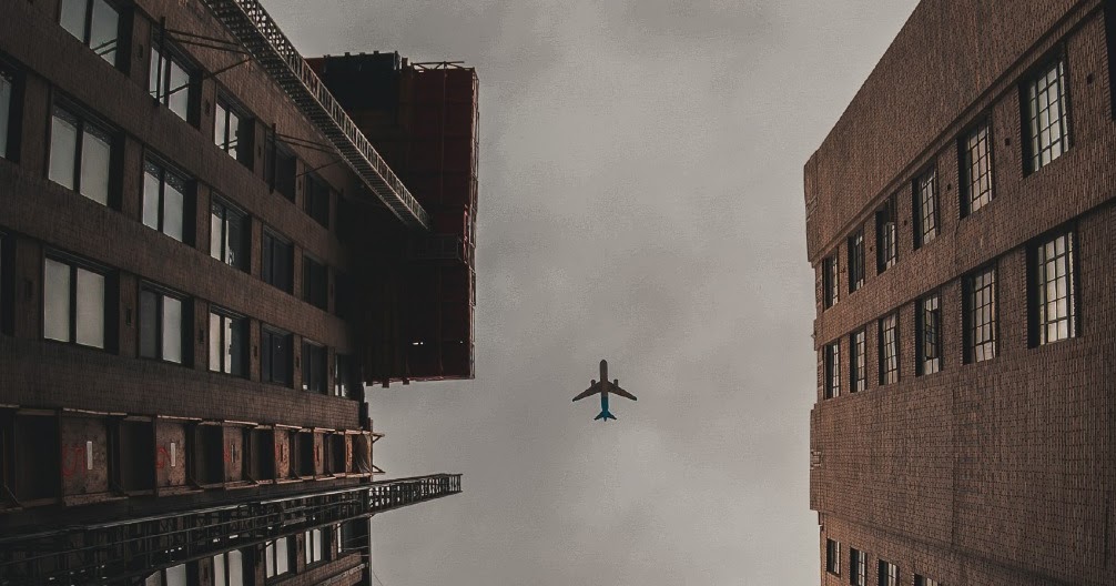 rumiar la biblioteca: Qué haces en esta ciudad: fragmento