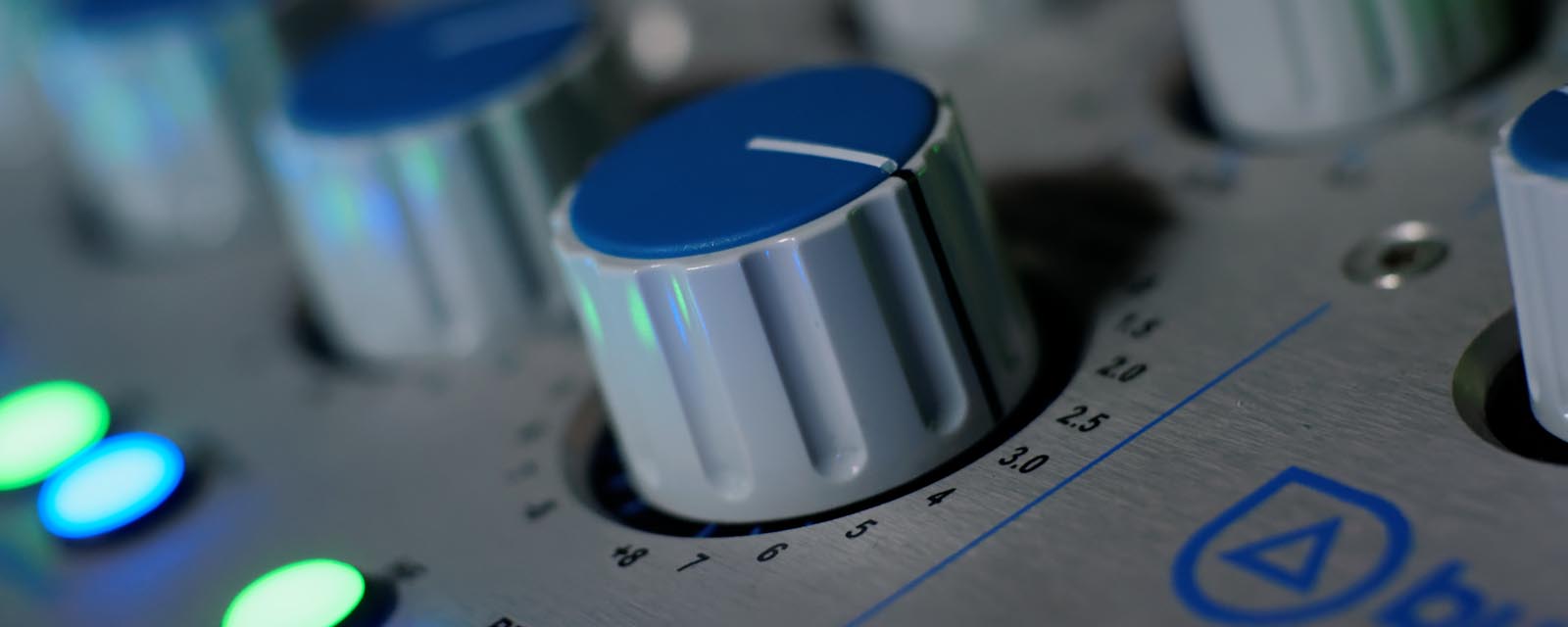 MonsterTracks: Encuentro con CAMILO SILVA - Mastering Engineer