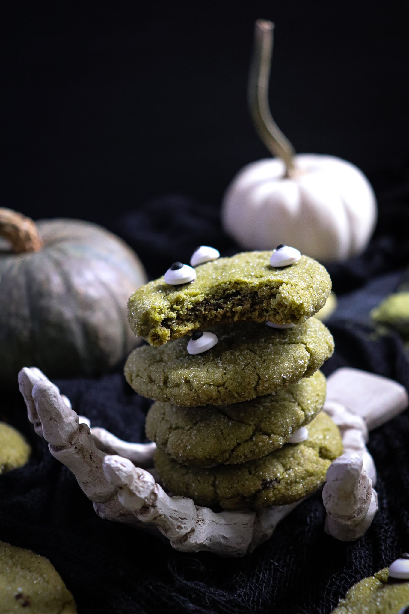 Annie à la Mode: Matcha Monster Cookies w/ Black Sesame Filling