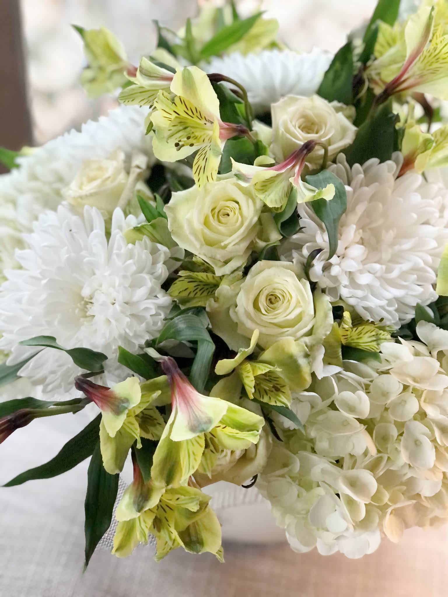 DesignsandEvents: A March Inspired Floral Arrangement