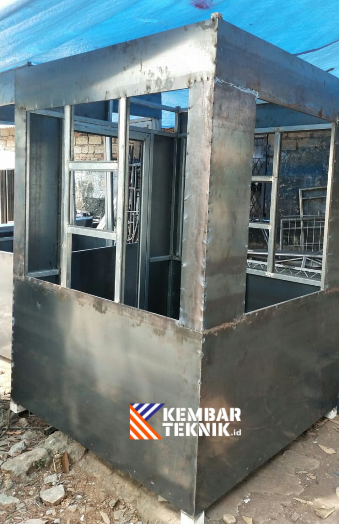 Pos Satpam Model Tertutup/Pos Parkir - Pesanan PT. Jaya Nasional Desain.