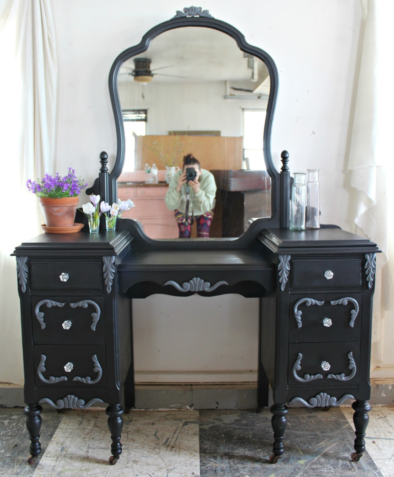 Heir and Space: A Vanity in Black