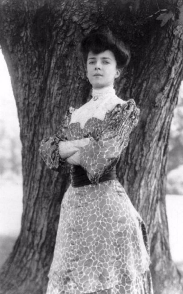 24 Beautiful Vintage Portrait Photos of a Young Alice Roosevelt ...