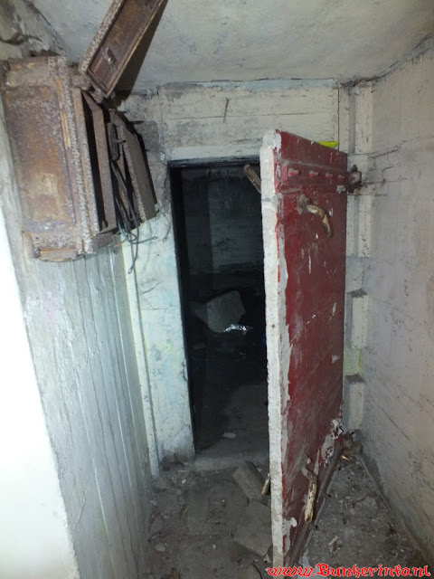 BUNKERINFO - Bunkers, Info, Foto's, Locaties en Meer!!!: VF2a - Leitstand
