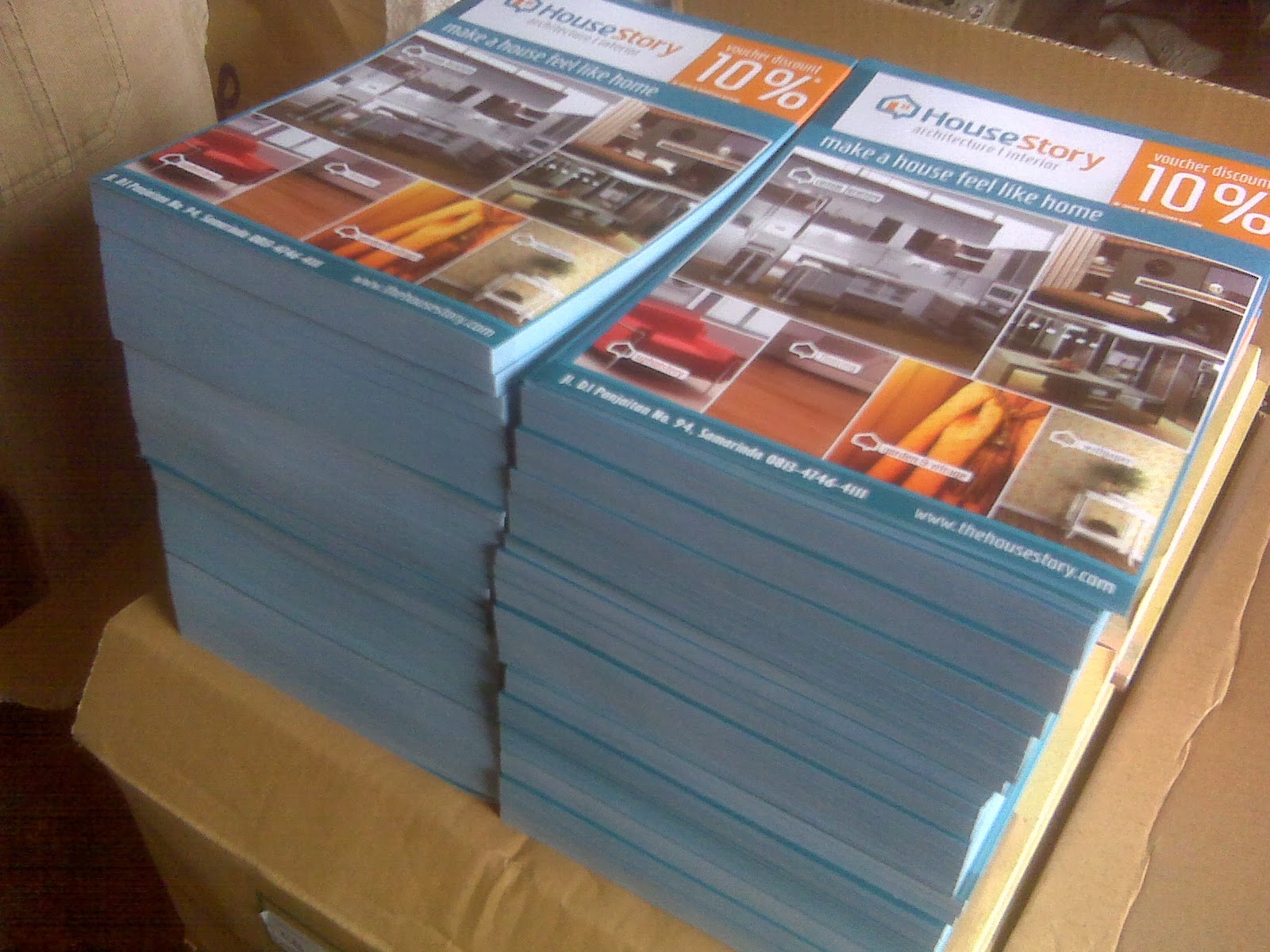 51 Contoh Brosur Dengan Desain Layout Unik dan Lipatan Cantik Unik ...