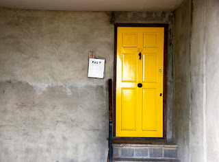 HANNAH COLLINS DESIGN BLOG: Out with the Old in with the Old...