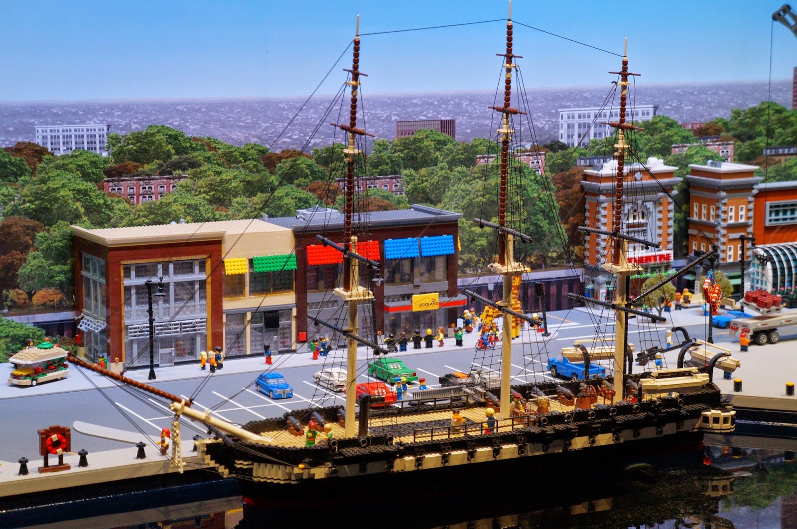 Evan and Lauren's Cool Blog: 11/13/14: LEGOLAND Discovery Center Boston ...