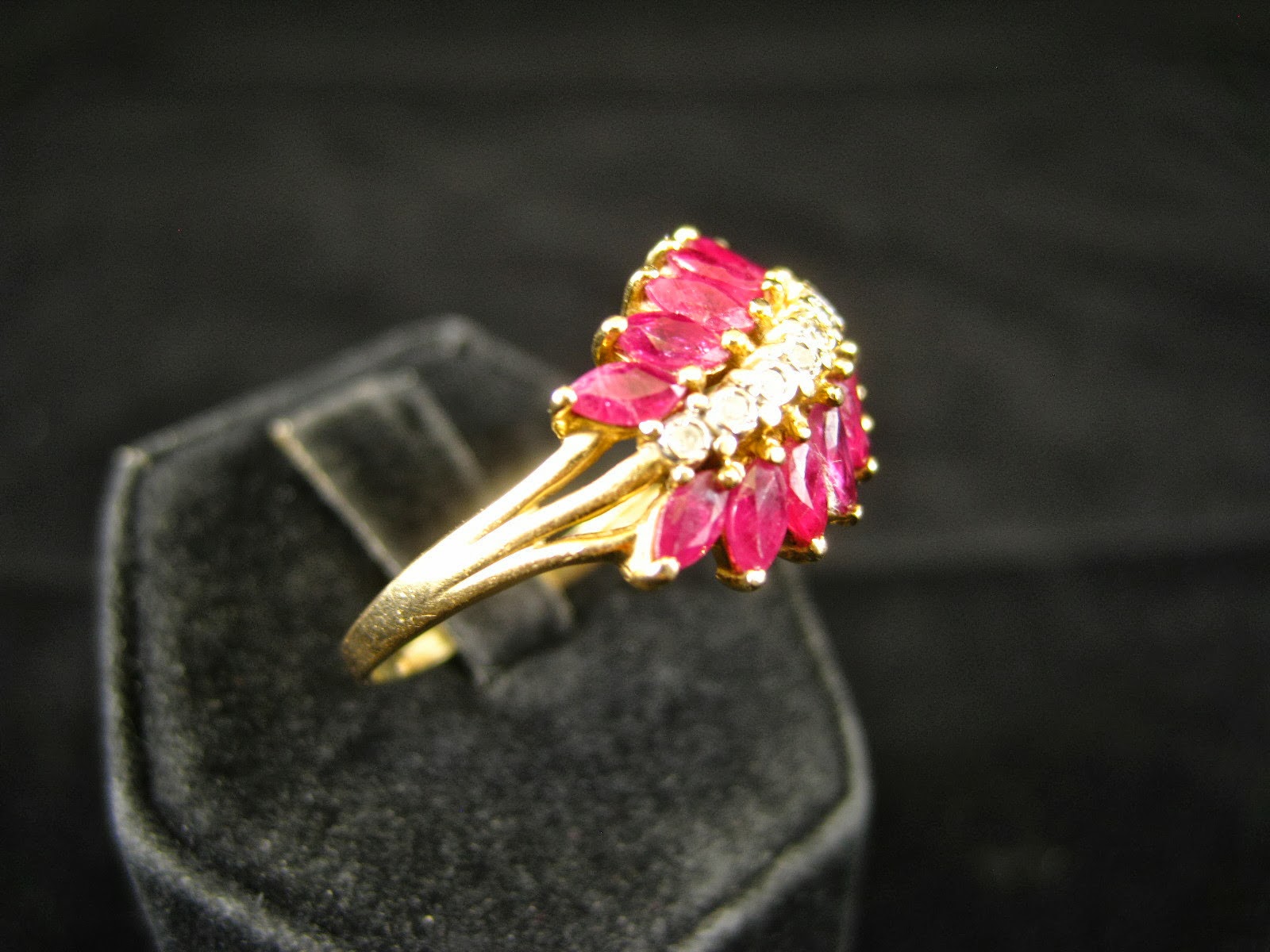 Antiques, Art, and Collectibles: 14K Gold Rubies & Diamonds Ring, Fine ...
