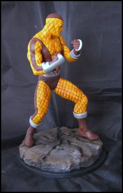 NIMAJNEB SCULPTURE: Shocker statue (conversion)