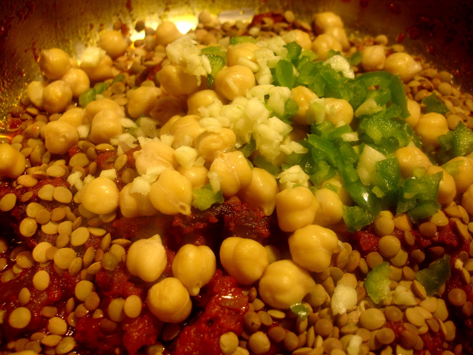 libyan food: Libyan Home-made Pasta: Megata/Rishdet Burma مقطع/رشدة برمة