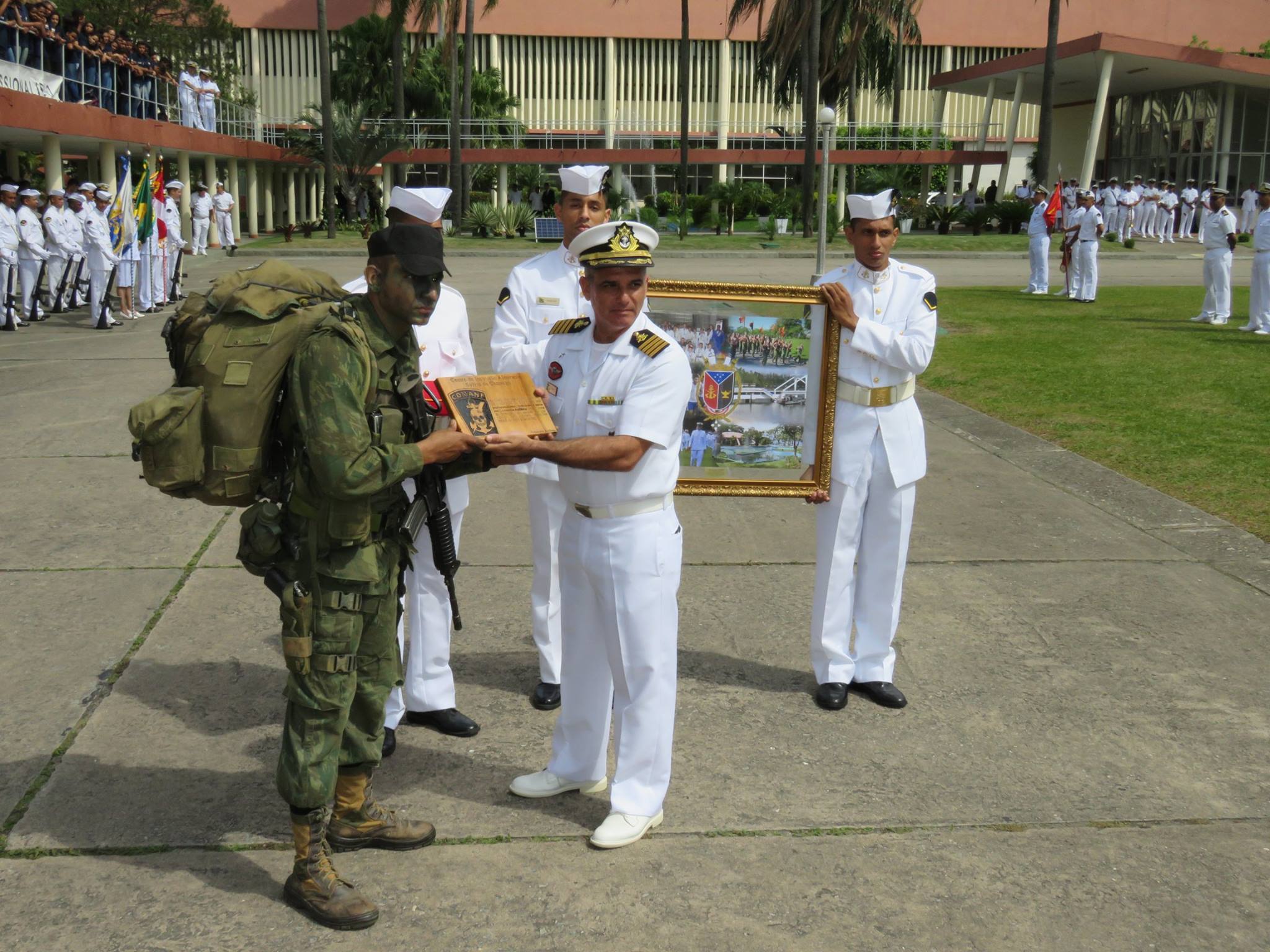 Operadores Anfíbios Audazes Unidos Intrépidos: C-Esp-ComAnf
