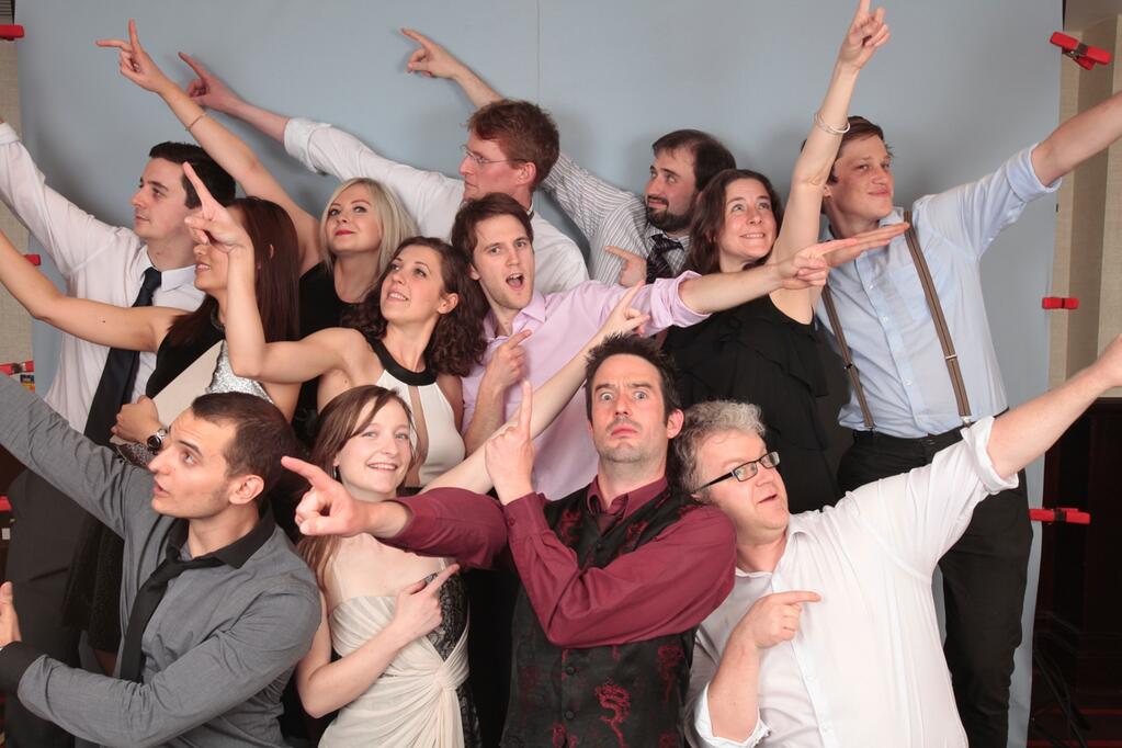 wacky / silly (photo) | WordReference Forums