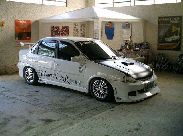 automotive trend center: CORSA SEDAN PREPARADO PARA SER ATRAÇÃO EM UM ...