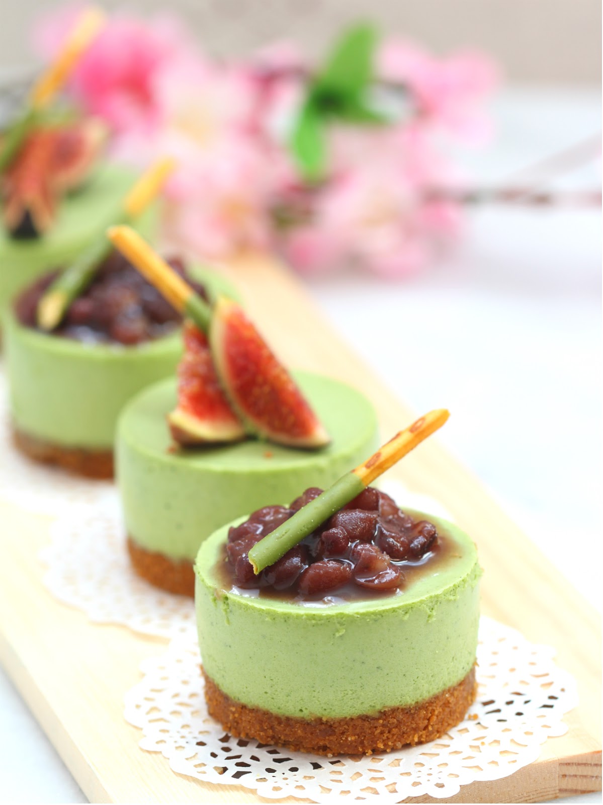No-bake matcha mini cheesecakes