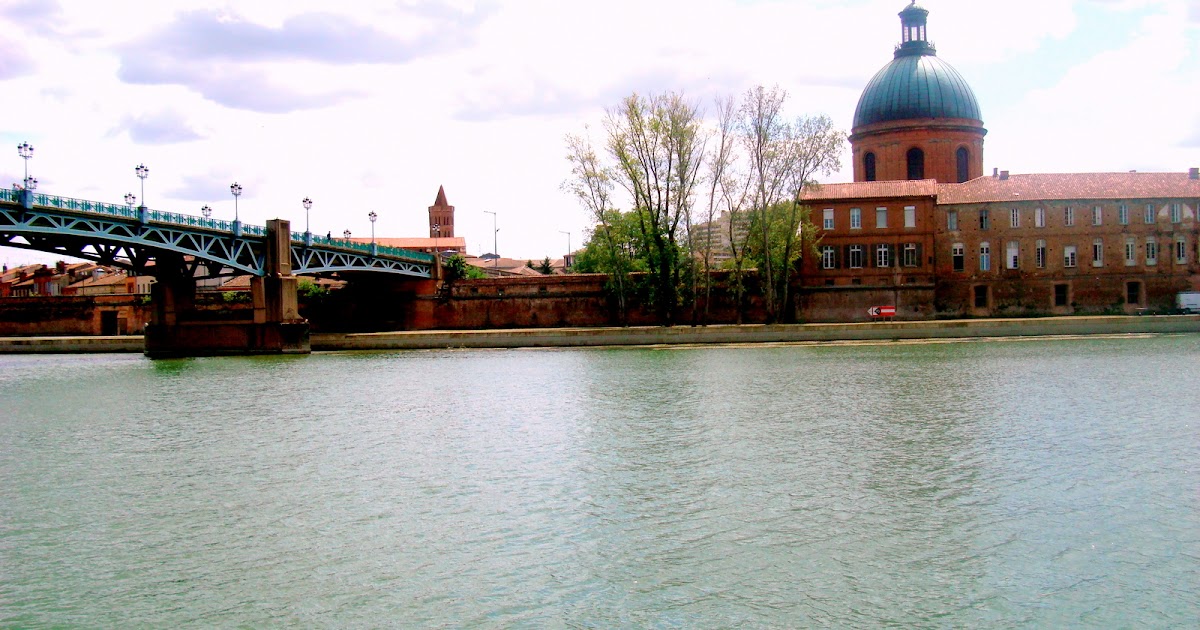 Toulouse ville colorée [rose-bleue-violette] | Paysages et Fleurs au ...