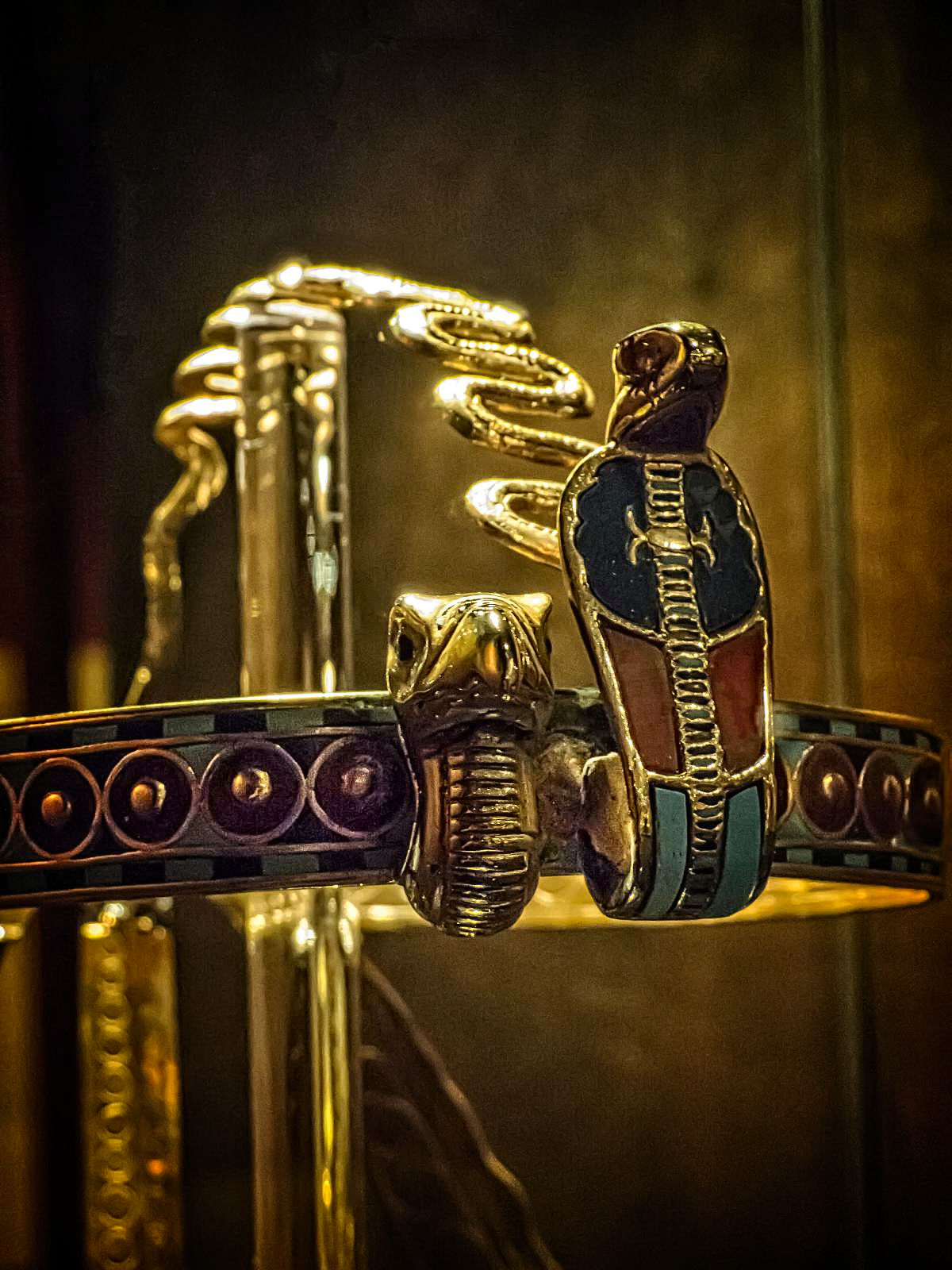 Roman Times: Diadems symbols of wealth, victory, and royalty