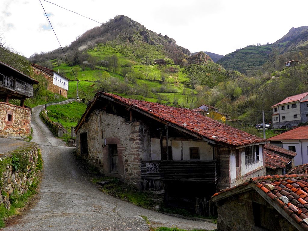 Cuando el reguero de Valcárcel se une al río La Llomba se convierte en ...
