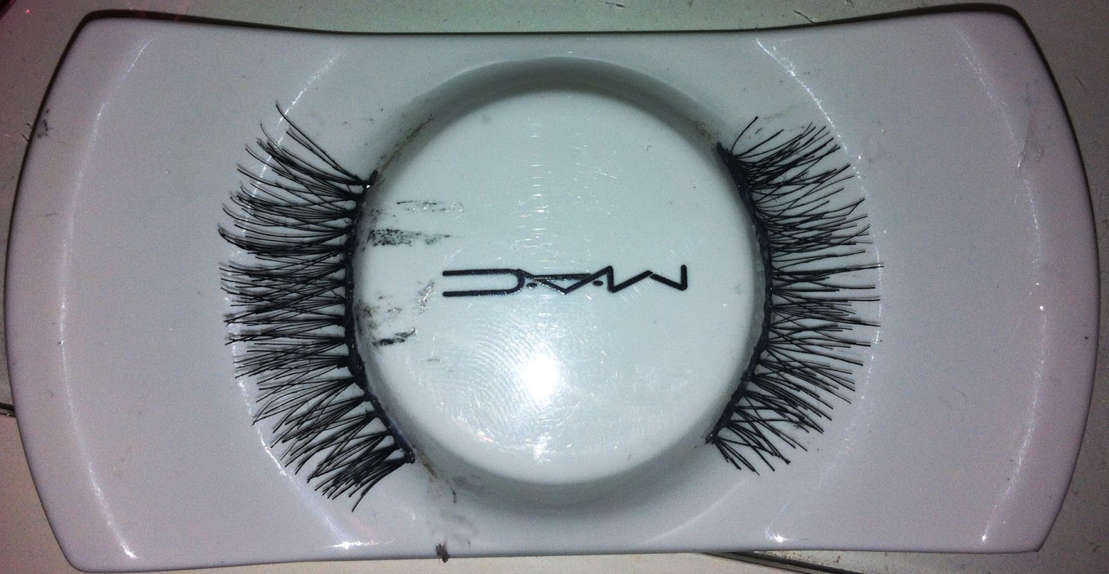 Makeup-Of-Mine: Fake eyelash tutorial and review of MAC fake eyelashes ...