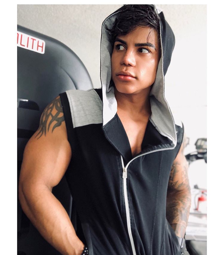 Muscle, Muscle, Muscle: Oscar Alonso 3