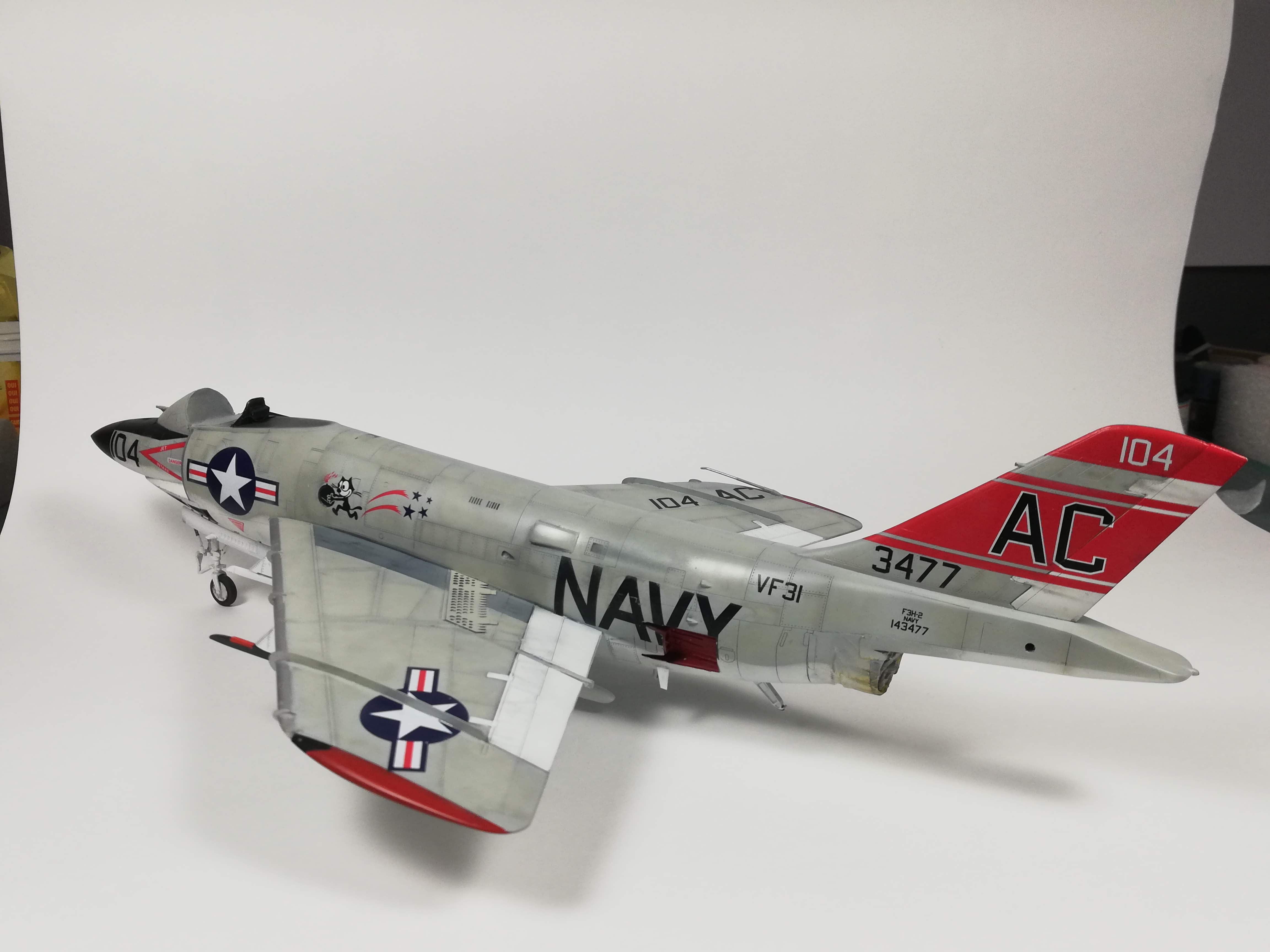 McDonnell Douglas F3H-2 Demon - Hobby Boss 1/48