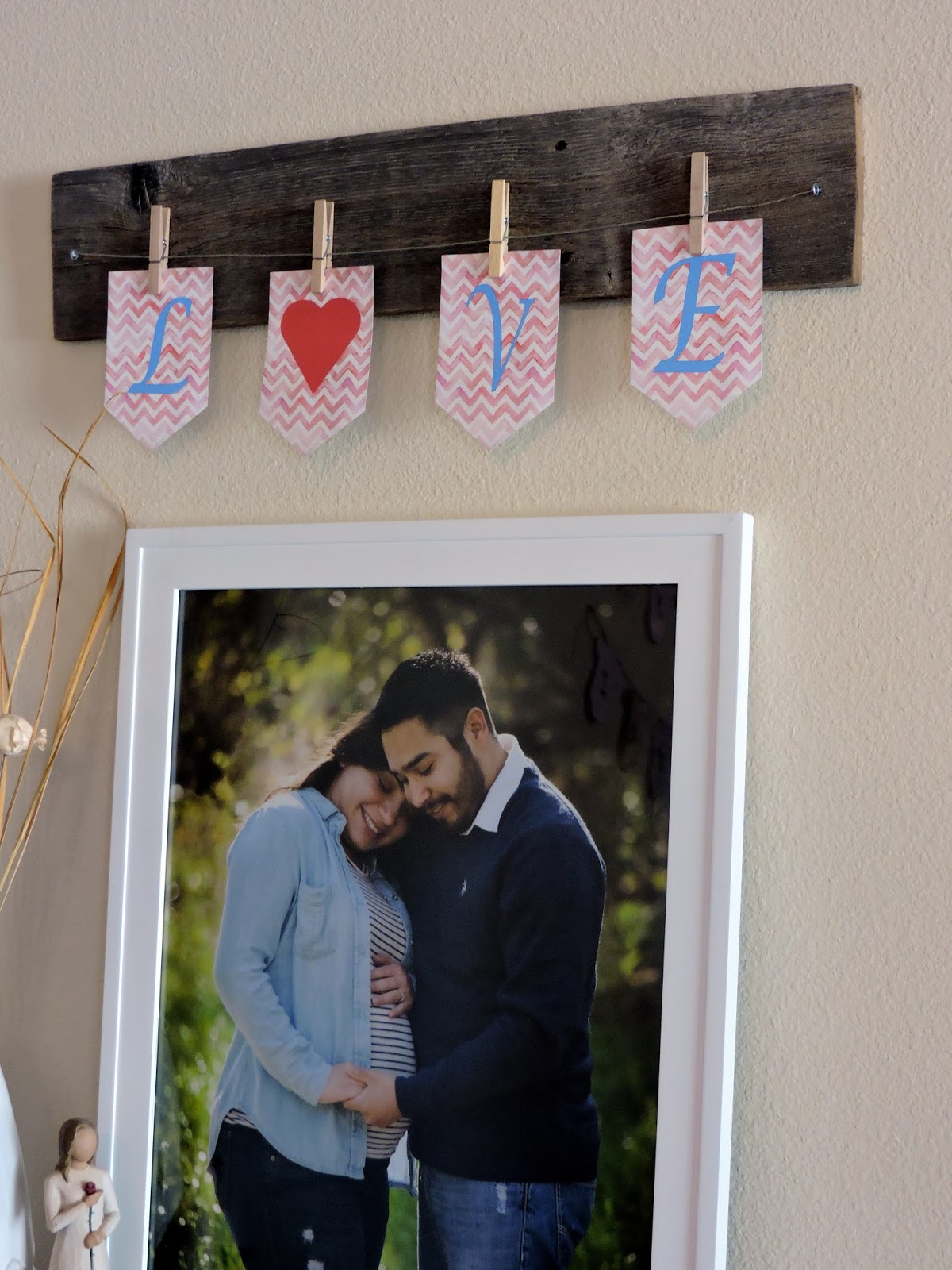 stormieariel: Valentine's Day | Love Banner Printable