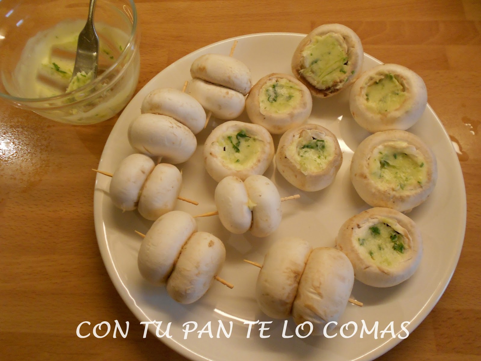 PINCHOS DE CHAMPIÑONES
