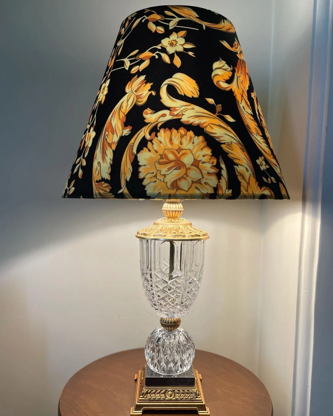 50 Unique decorative table lamp designs | Melody Jacob