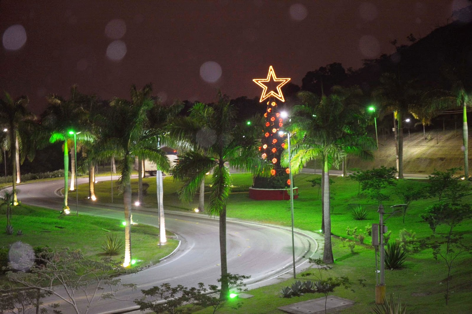 VIAGEM, TURISMO E AVENTURAS POR LUGARES INCRÍVEIS : QUEIMADOS / RIO DE ...