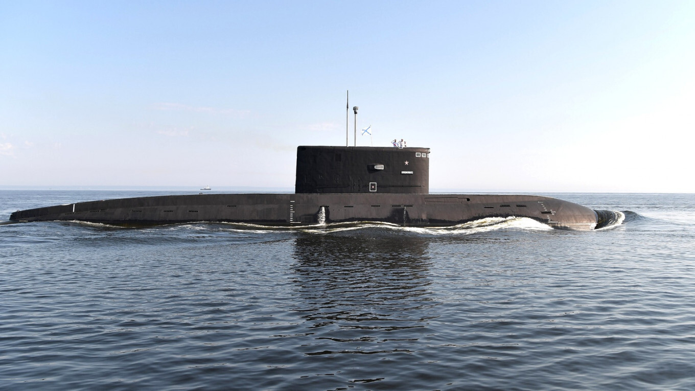 US Navy's Top Officer Says Russia's Newest Submarines Are 'On Par With ...