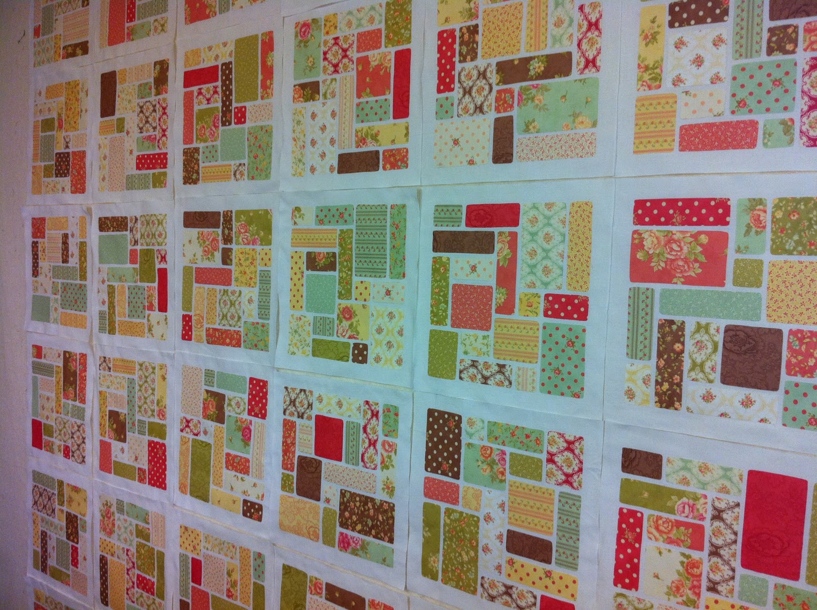 Daisy Hill Quilts: My Tile Quilt......