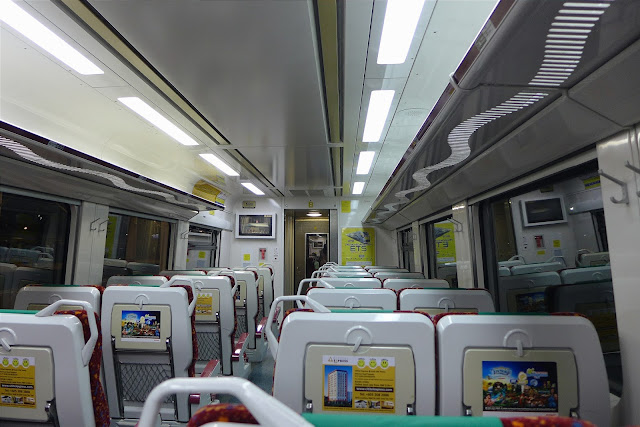 The new KTM ETS Gold - The Human Rabbit