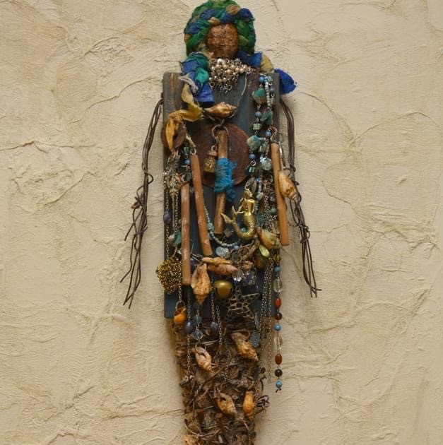 ART from HOME: ART 8 ... ASSEMBLAGE ART research Day 3