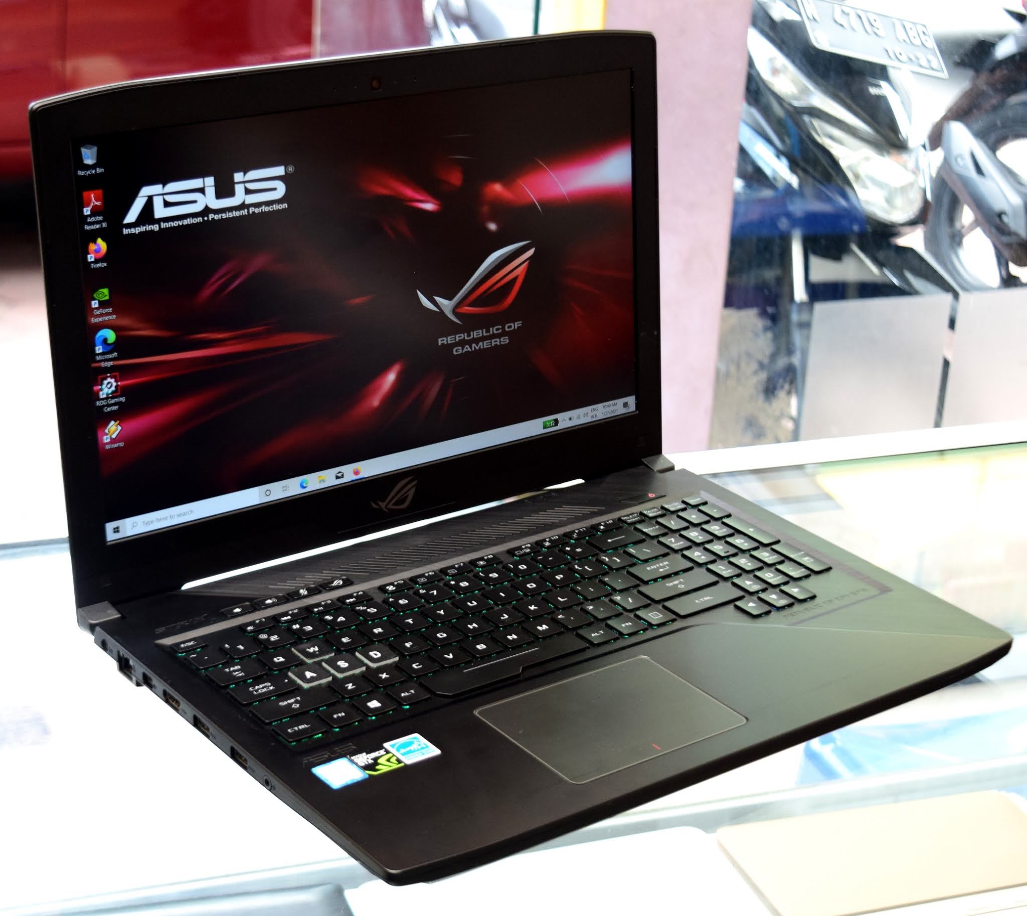 Laptop Gaming ASUS ROG Strix GL503V Core i7 Double VGA | Jual Beli ...
