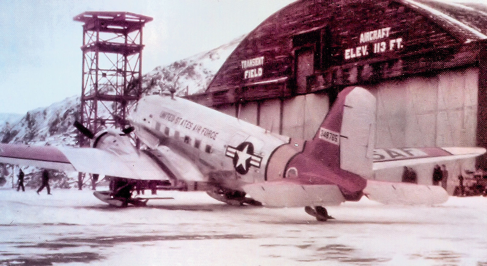 Armour force / Panssaroitu voima : Greenland role 1940