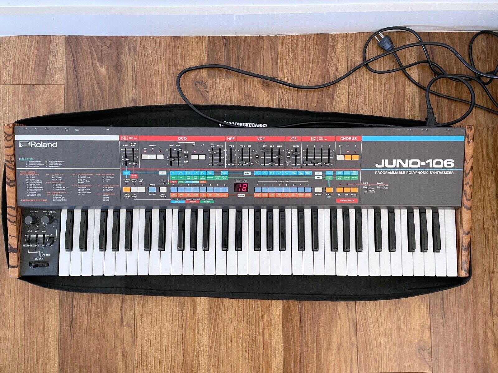 MATRIXSYNTH: Roland JUNO-106 / with KIWI-106 MOD & Analogue Renaissance ...