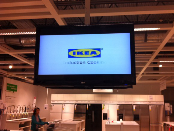 PICTURES: IKEA's Digital Signage